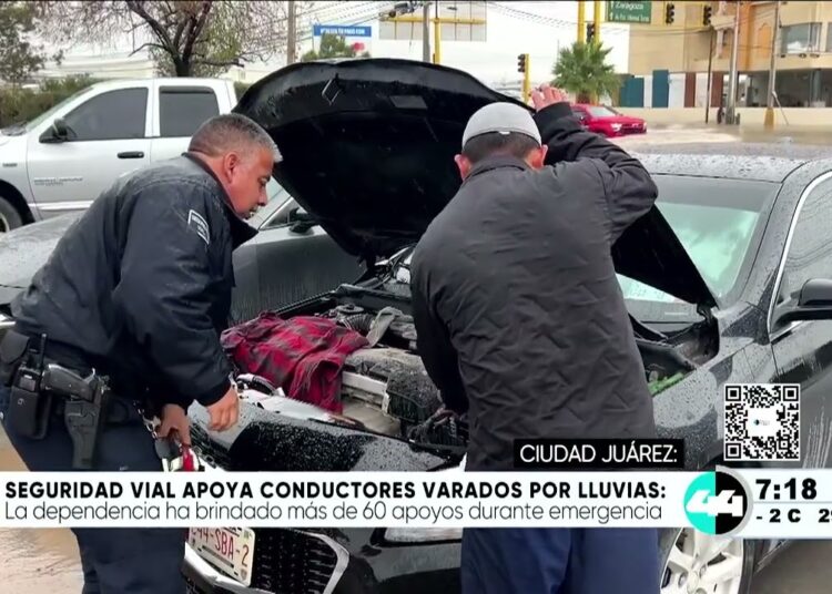 Por lluvias, vehículos inundados y varados – El Canal de las Noticias ...